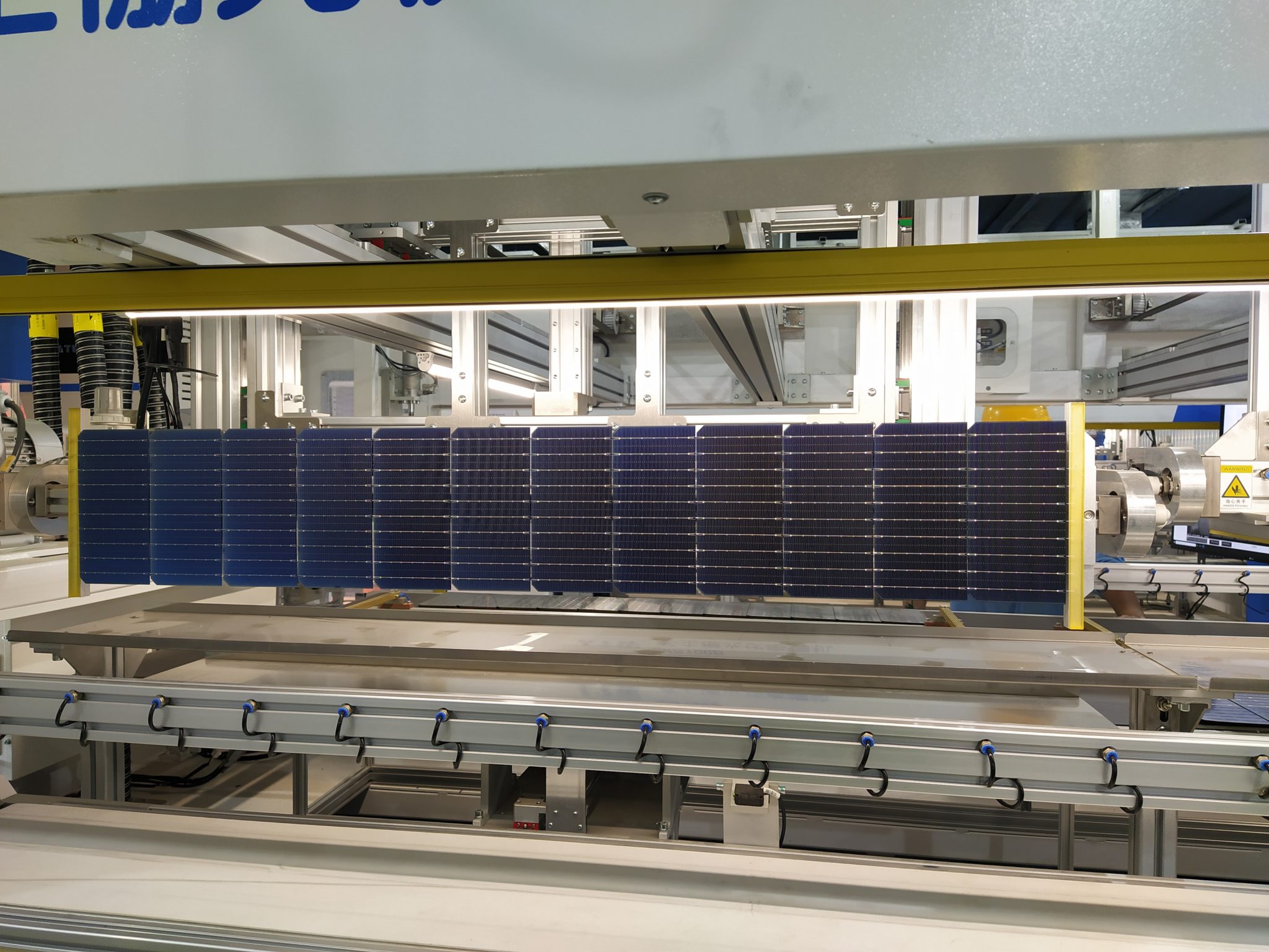 Adani Solar expands PV panel retail distribution to Tamil Nadu – pv ...