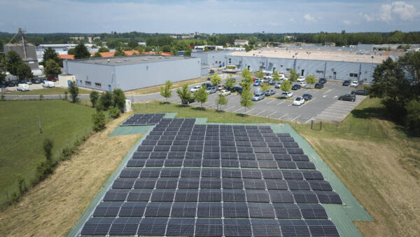 French developer deploys removable ground-mounted solar plant – pv ...