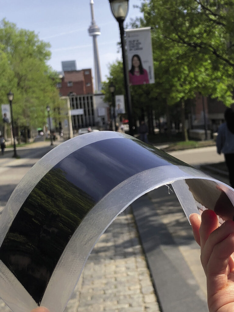 Novel bifacial flexible PV cell offers 27% efficiency – pv magazine India