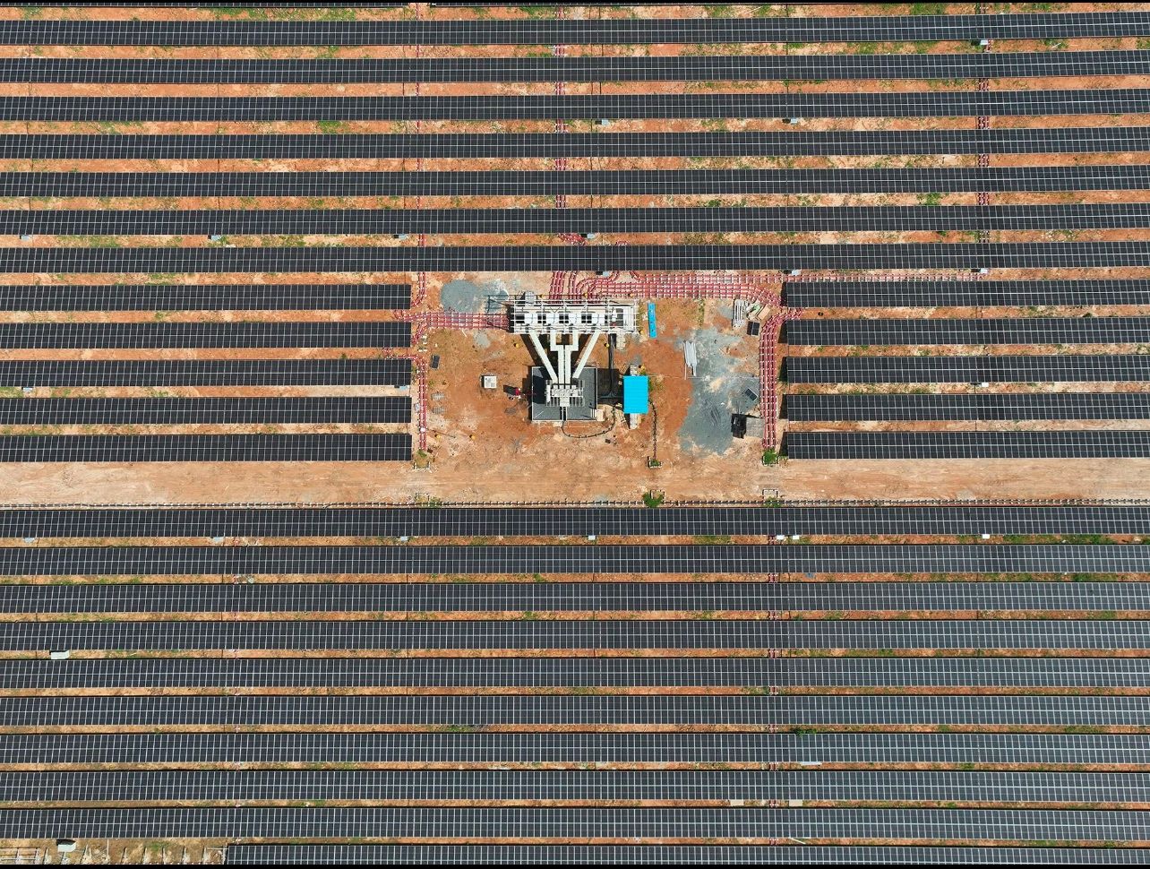 Oriano switches on 211.2 MW solar of ArcelorMittal’s 975 MW hybrid RE ...