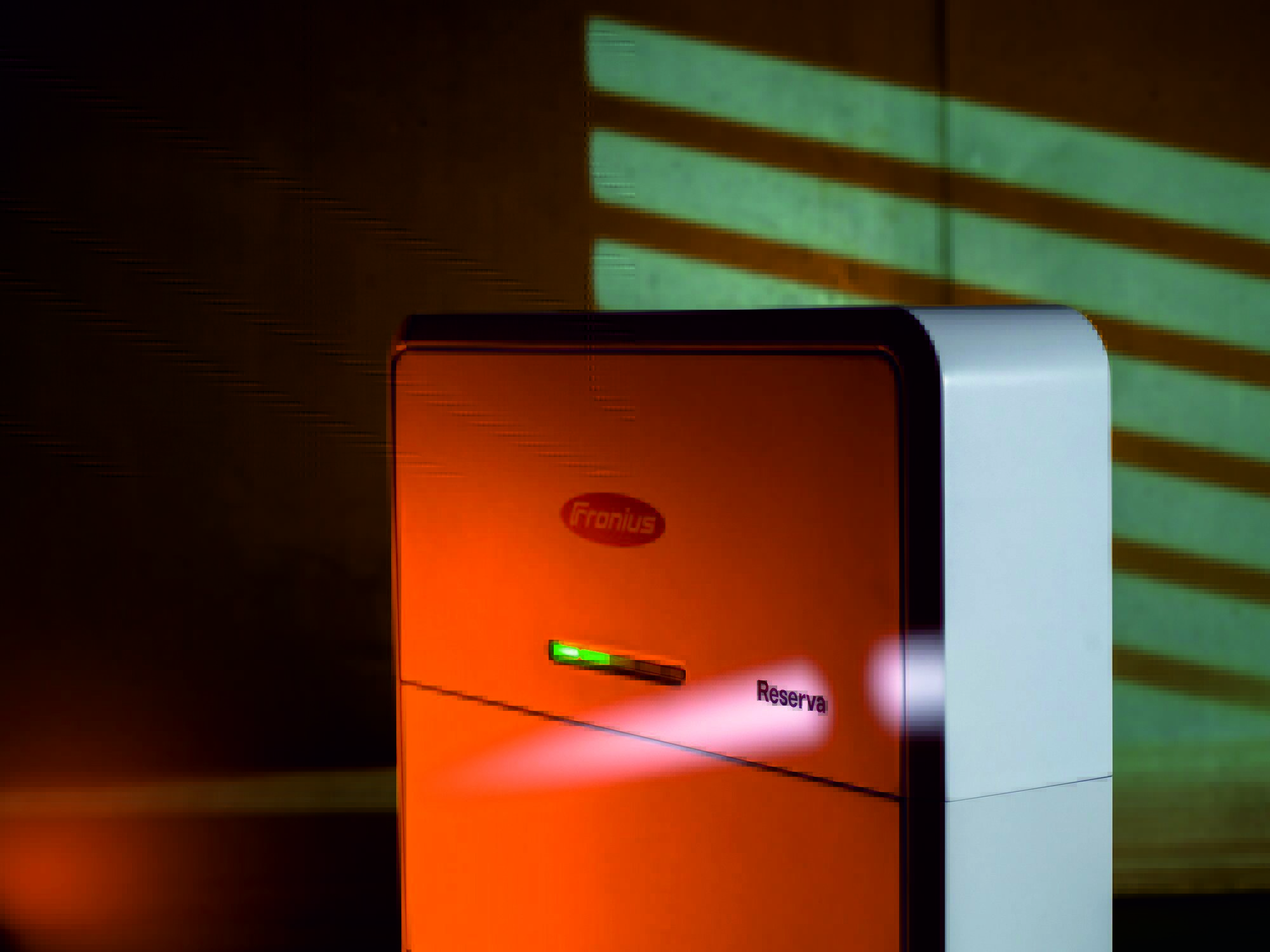 Fronius introduces 15.8 kWh lithium iron phosphate battery for rooftop ...