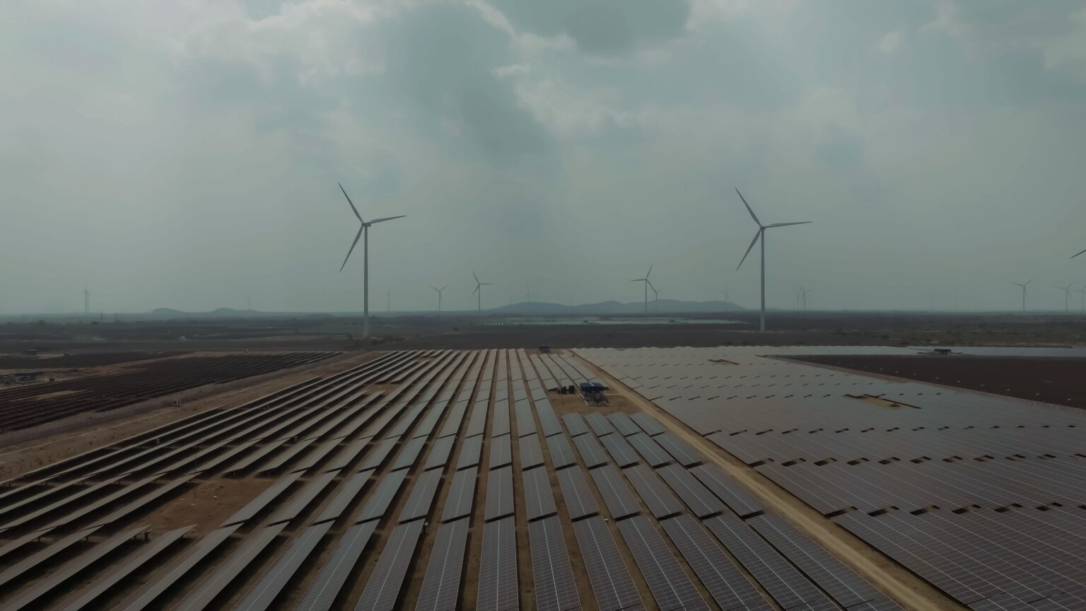 CleanMax commissions 92.1 MW wind-solar hybrid plant in Karnataka – pv ...