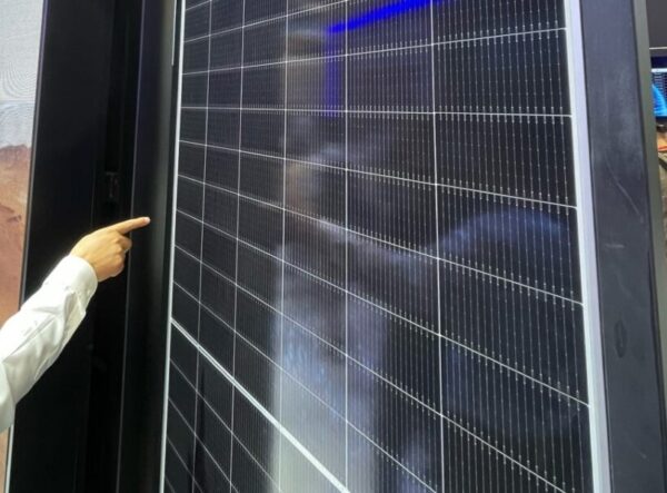 Longi achieves 34.85% efficiency for two-terminal tandem perovskite ...