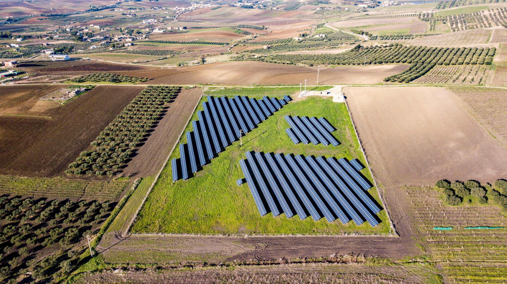 Italy’s latest renewables auction attracts 17.5 GW of solar project ...