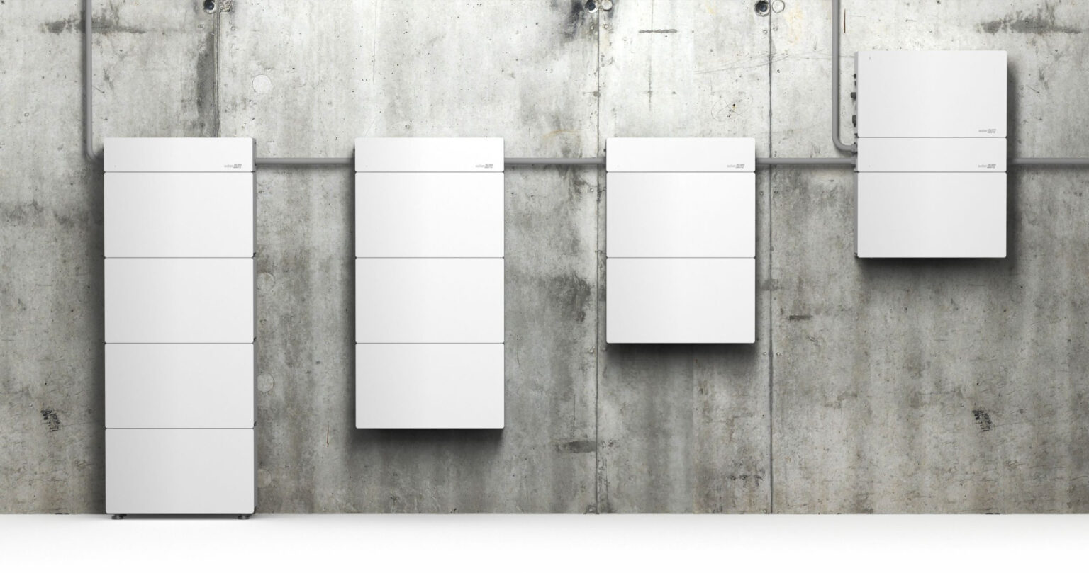 SolarEdge unveils all-in-one residential inverter and clickable modular ...