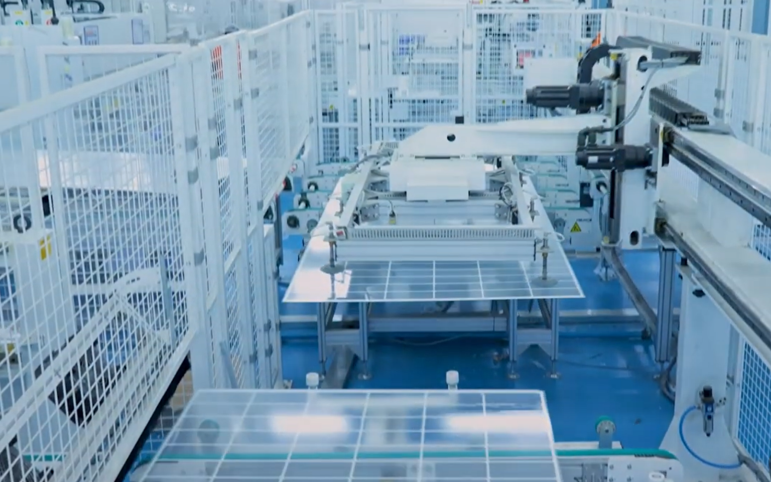 Emmvee starts production at 2.5 GW solar module line in Karnataka – pv ...